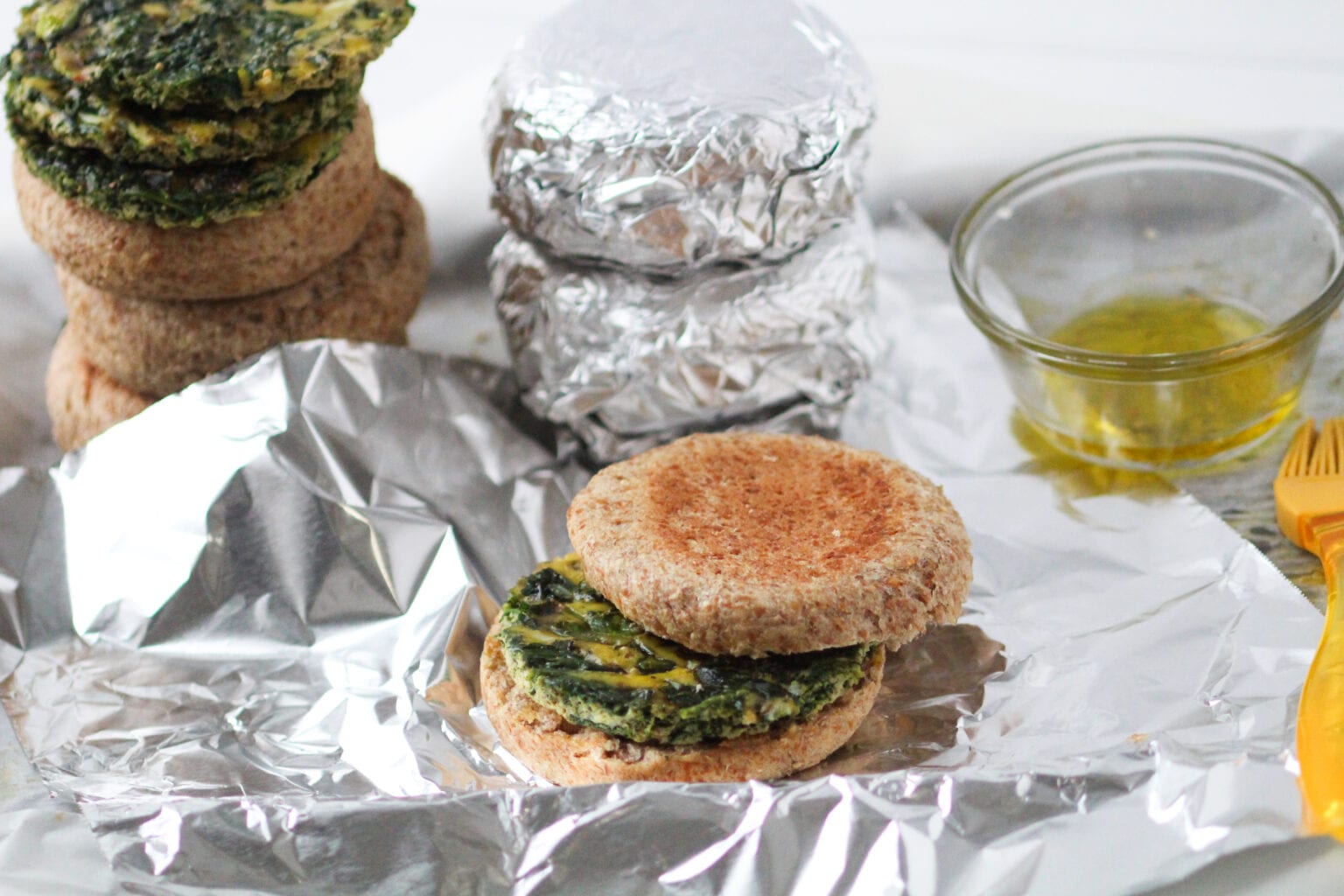 Spinach + Egg Meal Prep Breakfast Sandwich | Nourish Move Love