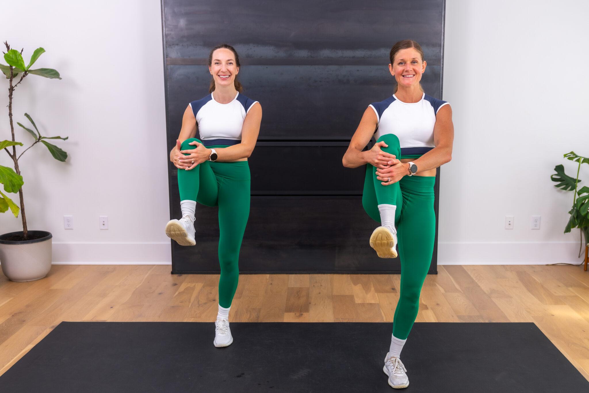 10 Effective Stretches for Leg Day